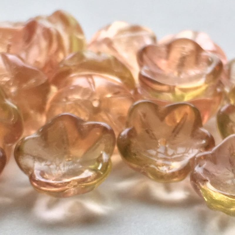 Jonquil Beads 14mm - Etsy