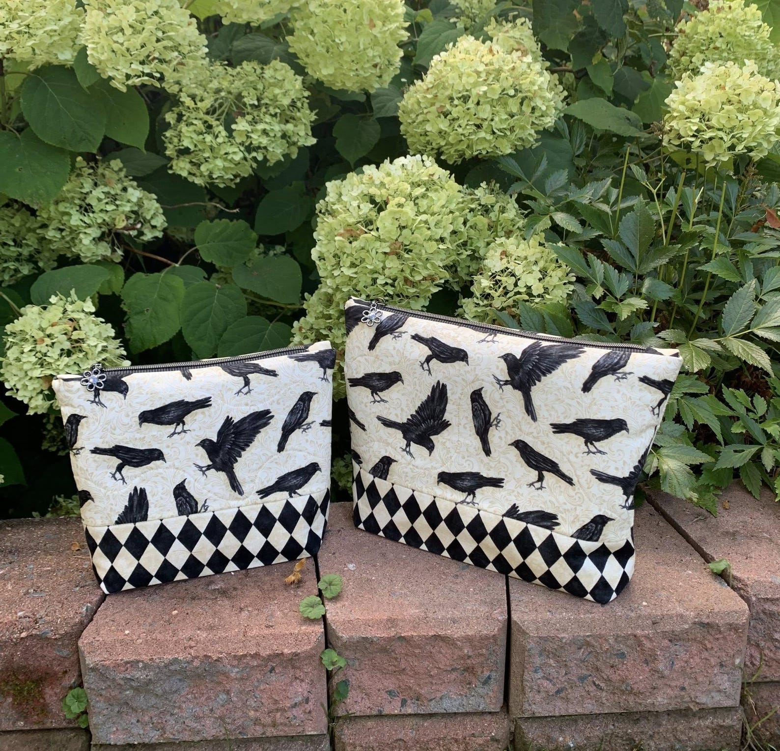 The Fab Four Zippered Bags Paper Pattern for Easy to Make Zippered ...