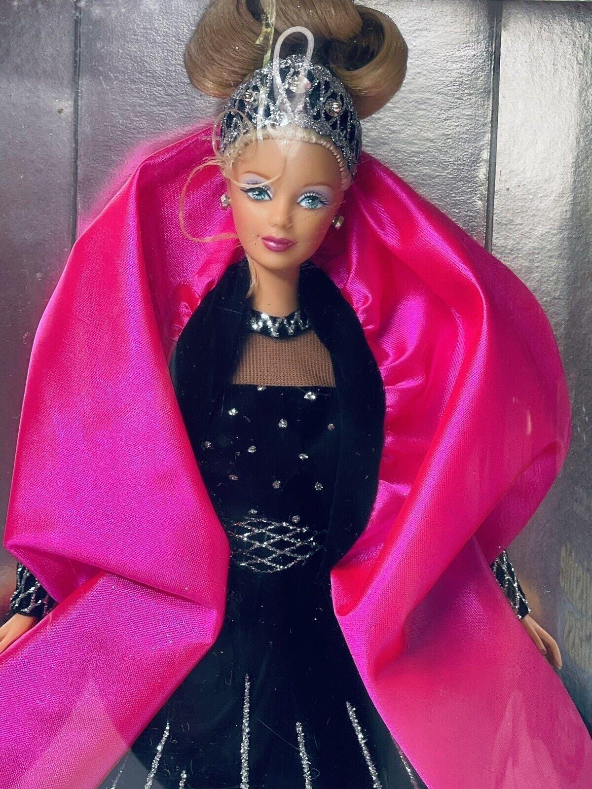 Mattel 1998 Barbie Doll Happy Holidays Fashion "special Edition" 20200 ...
