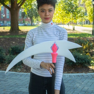 Spinel's Gem Rejuvenator Scythe From Steven Universe: the Movie Build ...