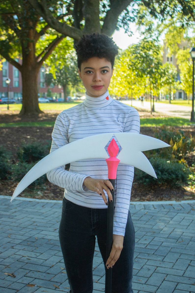 Spinel's Gem Rejuvenator Scythe From Steven Universe: the Movie Build ...