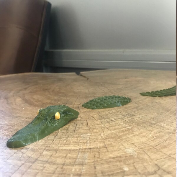 Alligator Table - Etsy