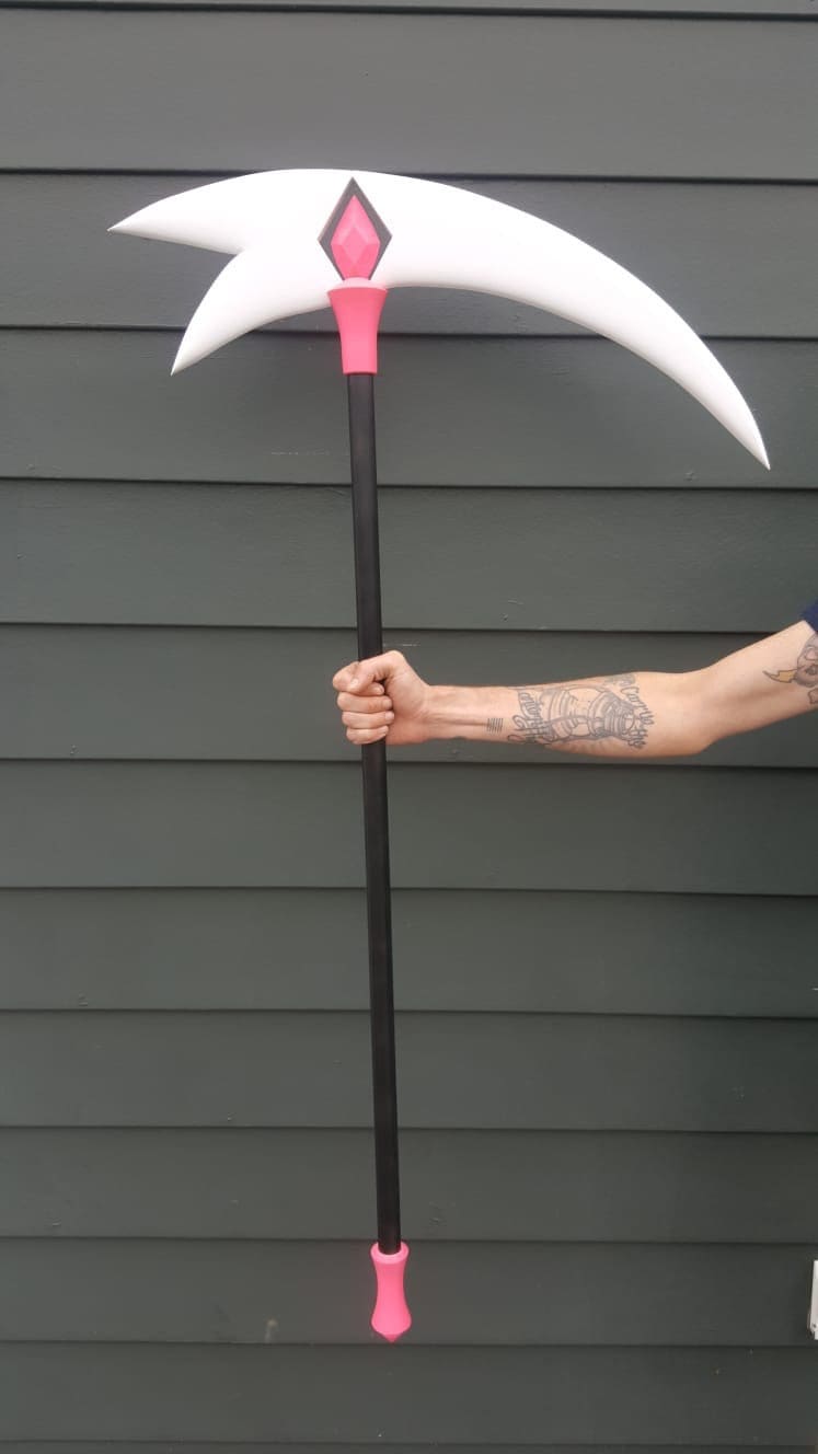 Spinel's Gem Rejuvenator Scythe From Steven Universe: the Movie Build ...