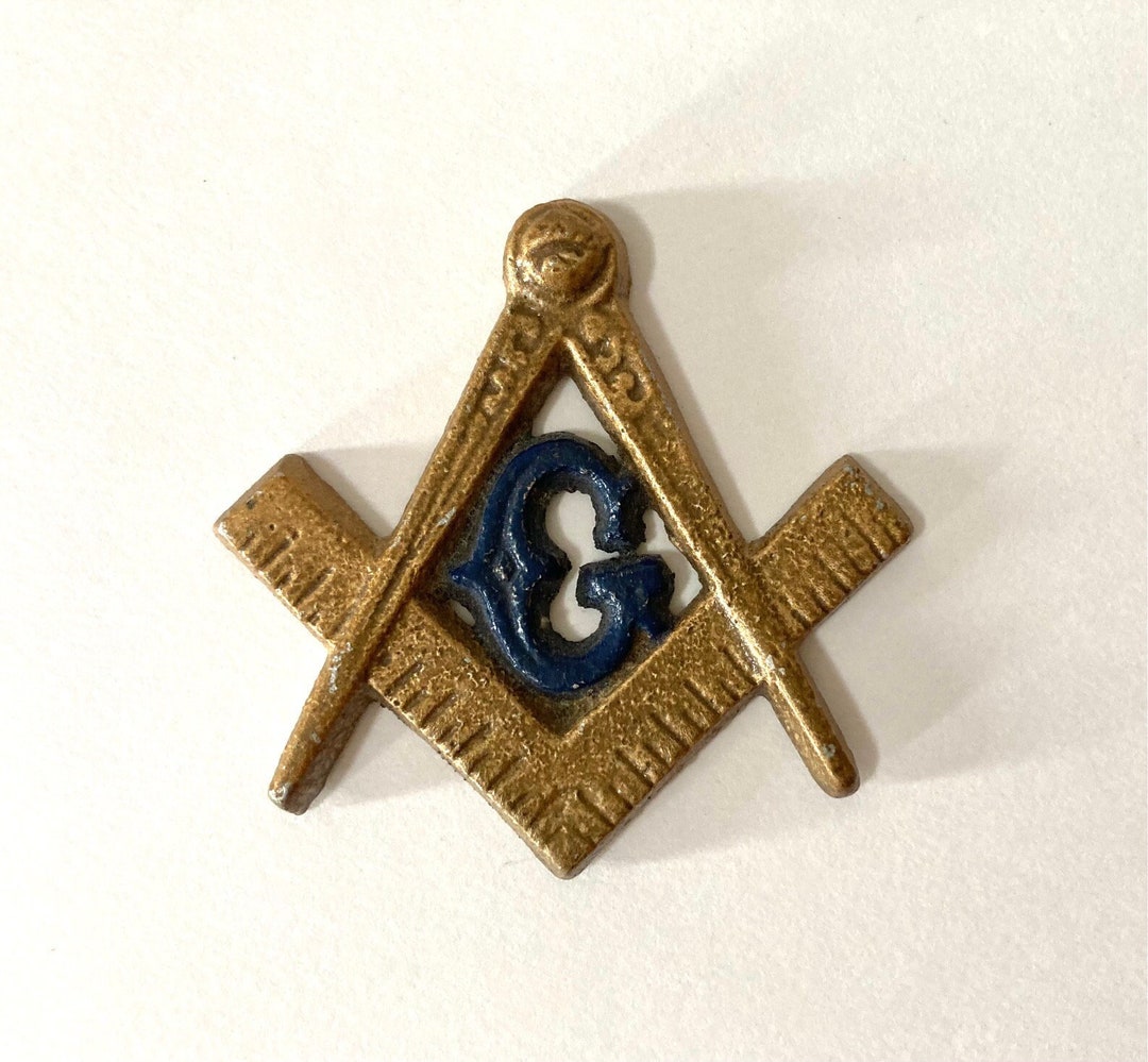 Vintage Masonic Freemason Emblem Small Cast Metal Applique Knights ...
