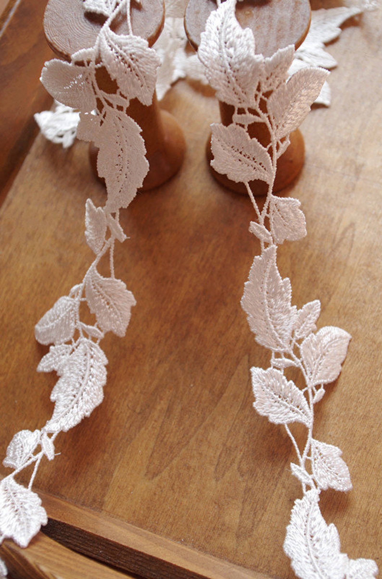 Ivory Lace Trim With Floral Leaves Bridal Lace Trimming - Etsy