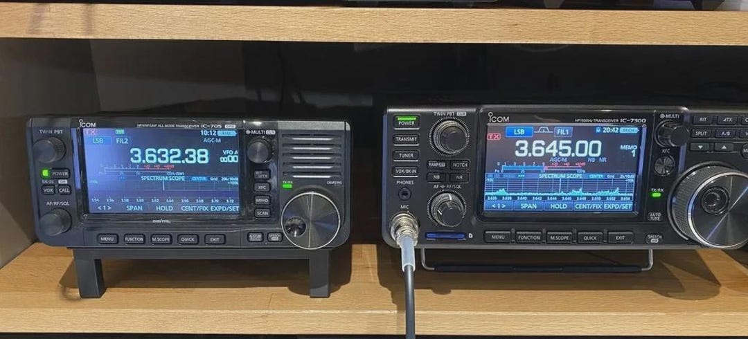 Icom IC-705 High Stand 3d Printed - Etsy