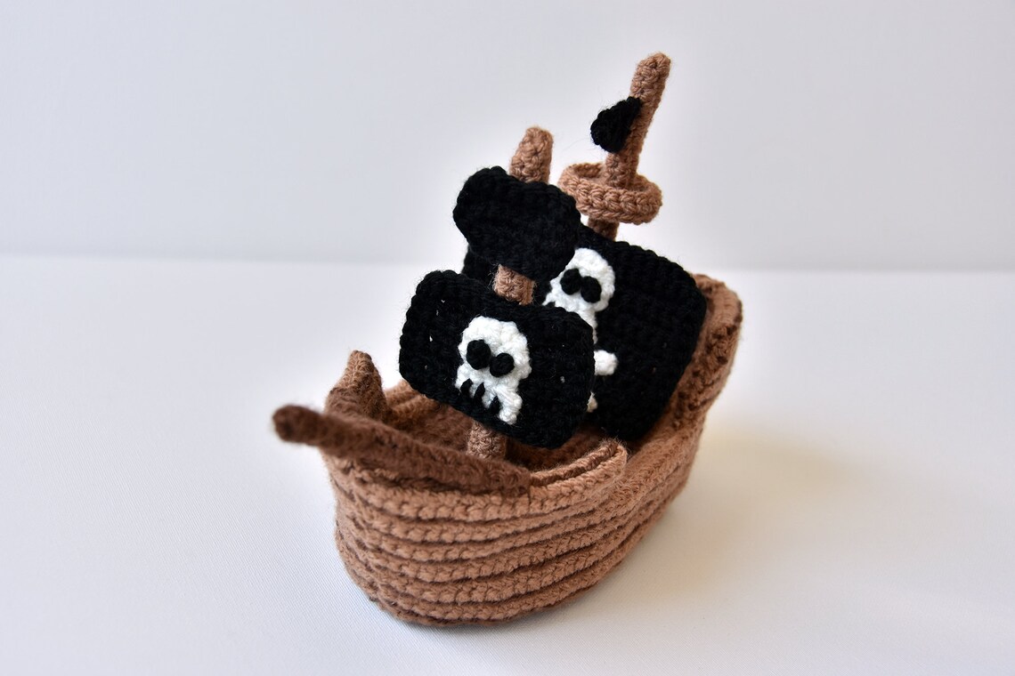 Pirate Ship Crochet Pattern Pirate Boat Amigurumi Crochet - Etsy UK