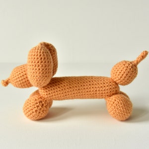 Balloon Wiener Dog Crochet Pattern, Balloon Dog Amigurumi, Crochet ...