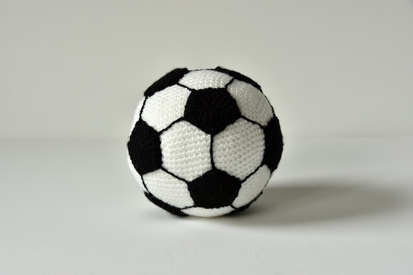 Football Crochet Pattern, Sports Amigurumi, Soccer Amigurumi, Crochet ...
