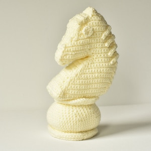 Chess Knight Crochet Pattern, Chess Amigurumi, Chess Crochet Pattern ...