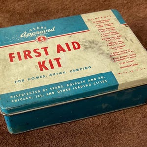 Vintage Metal FIRST AID KIT Container and Items - Etsy