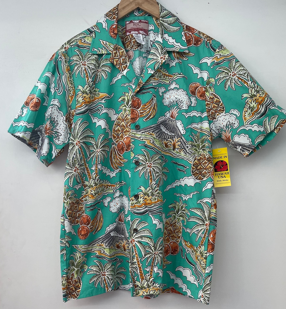 Authentic Hawaiian Aloha Shirt: Men's Luau Cotton Button-down - Etsy
