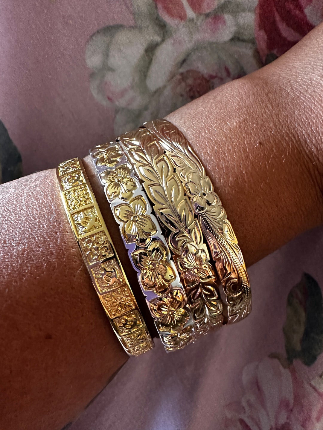 Gold Hawaiian Fashion Bangle Bracelets 18k Gold Filled Petroglyph ...