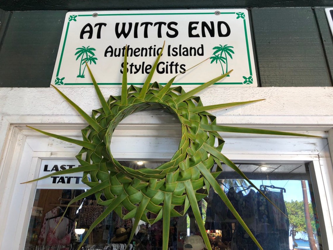 Coconut frond hat handwoven Hawaiian hat happy island | Etsy