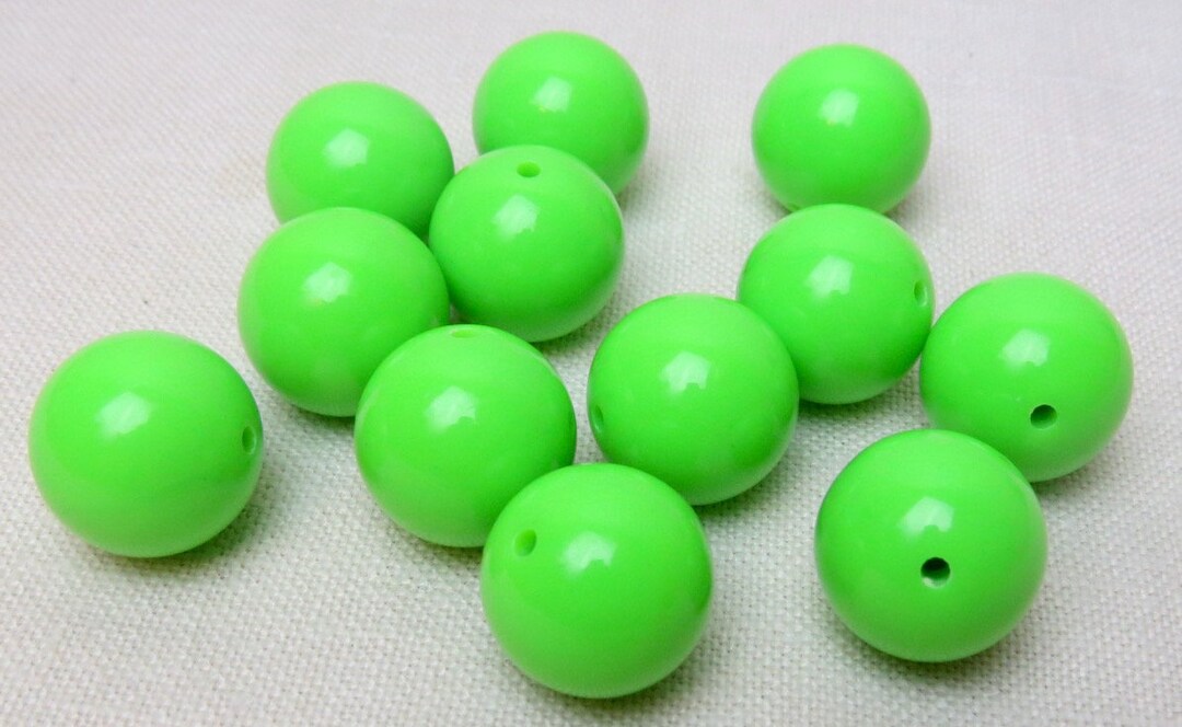 12 GREEN Beads, Round Resin Beads, 20mm Bubblegum Beads, Green Chunky ...