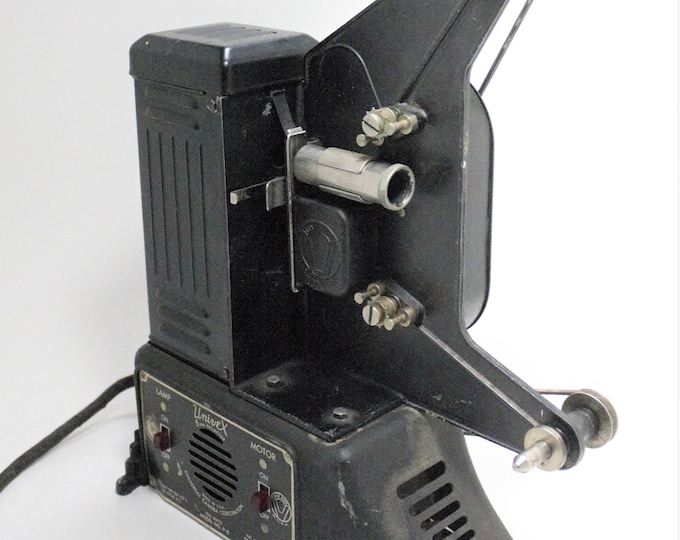 Vintage 8mm Projector Art Deco Univex Model P-8 Home Movie Film ...
