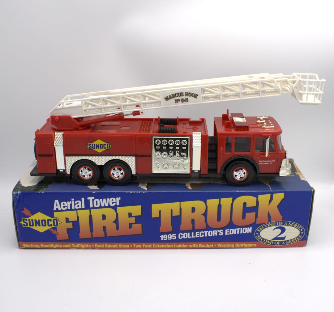 Vintage Sonoco Fire Truck Aerial Tower Ladder 1:35 Scale Model Working ...