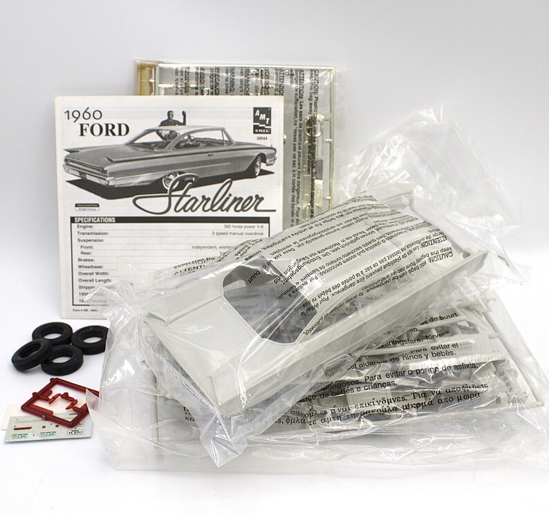 Vintage AMT '60 Ford Starliner Model Kit 1/25 Scale High Detail 1960s ...