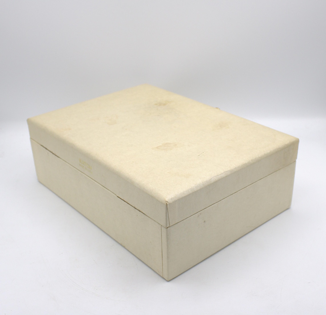 Vintage Buxton Jewelry Box Mid-century White Gold Vinyl Red Velvet ...