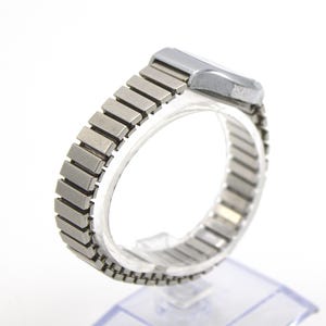 Vintage 1980s Quintel Digital Watch Chrome Silver LCD Quartz Wristwatch ...
