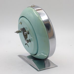 Vintage Alarm Clock Animated Motion Feeding Chicken and Chicks Farm ...