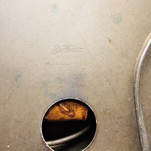 Vintage Wall Clock Sunbeam Electric Analog Dial Wood Frame Gold and ...