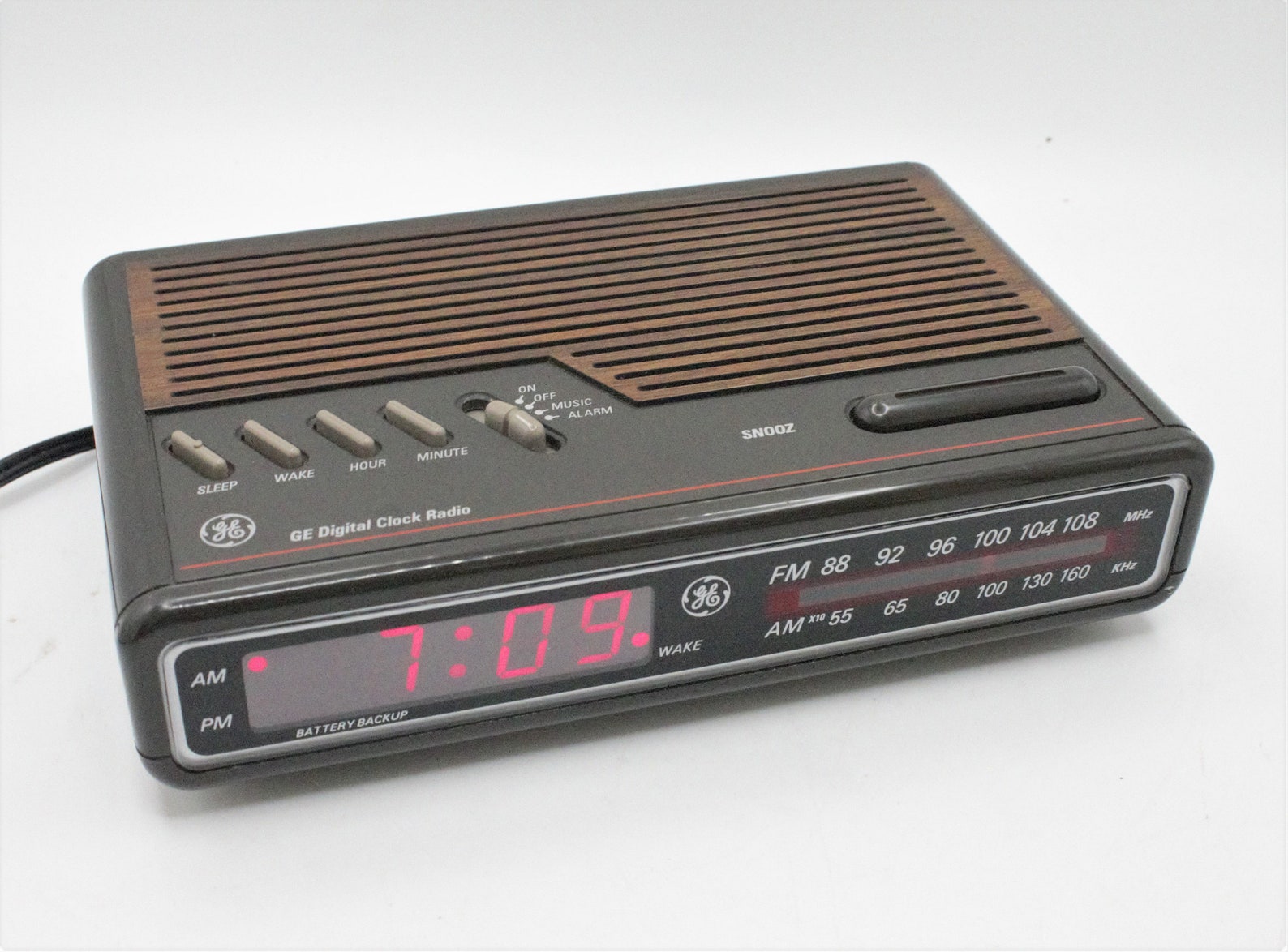 Vintage GE Digital Alarm Clock Radio Am/fm Tuner Red Lit LED - Etsy