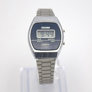 Vintage 1980s Digital Watch LCD Quartz Time Display Calendar With Light ...