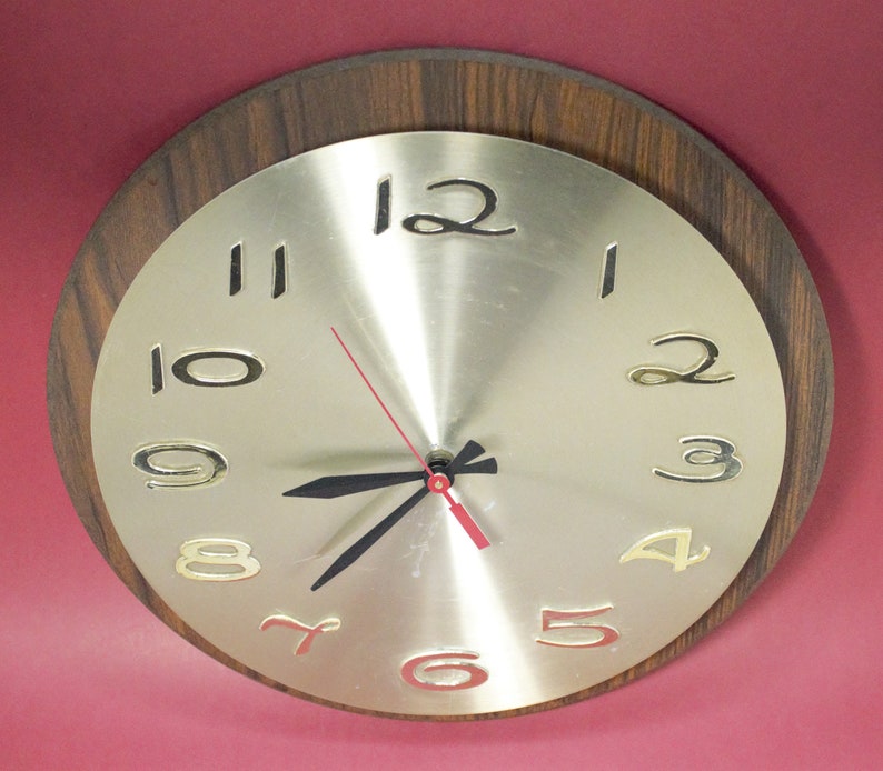 Vintage Mid Century Brass and Woodgrain Wall Mount Clock Cool - Etsy