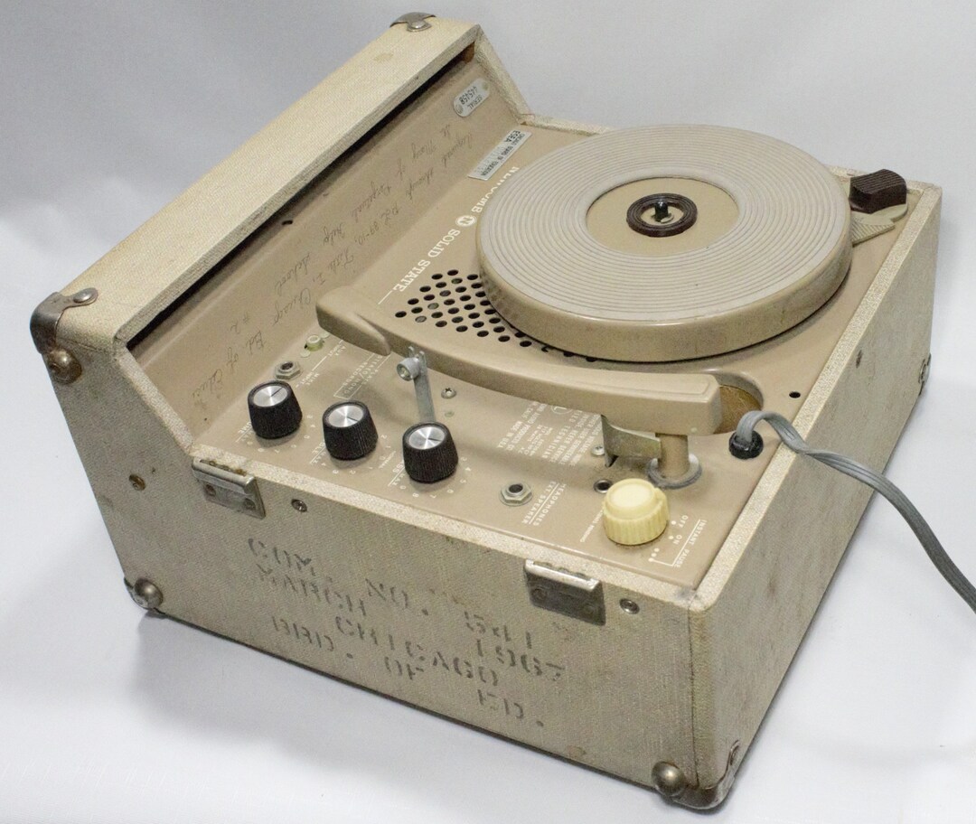 Vintage 1960s Suitcase Record Player Newcomb Portable Solid State Vinyl ...