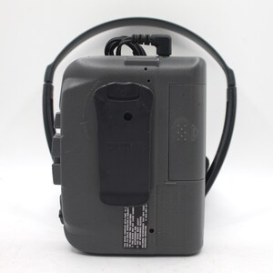 Vintage Sony Walkman Personal Stereo Cassette Player AM/FM Tuner Radio ...