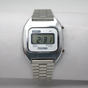 Vintage 1980s Digital Watch LCD Quartz Time Display Calendar With Light ...