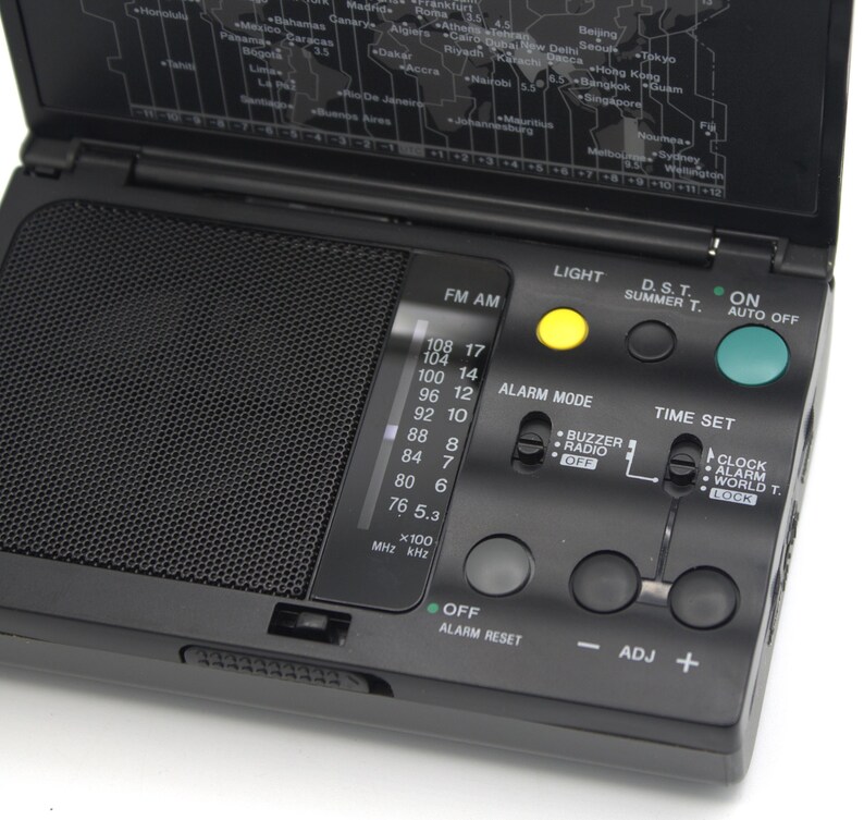 Vintage Sony World Radio FM/AM Receiver Digital Alarm Clock Pocket ...
