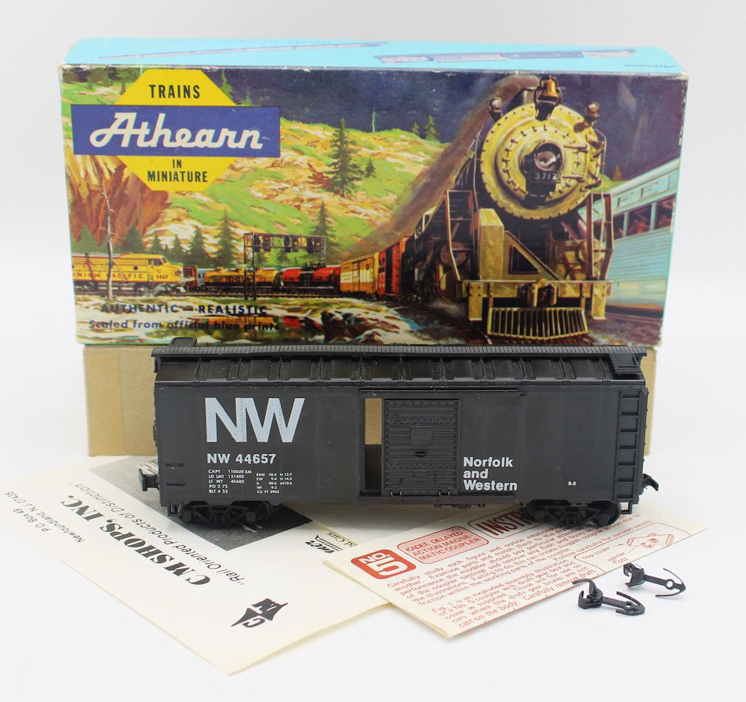 Vintage HO Scale Train Boxcar Miniature Cargo Transport Norfolk and Western Railroad Car Sliding ...