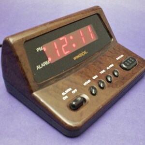 Vintage Digital Alarm Clock Simulated Burled Walnut Woodgrain - Etsy