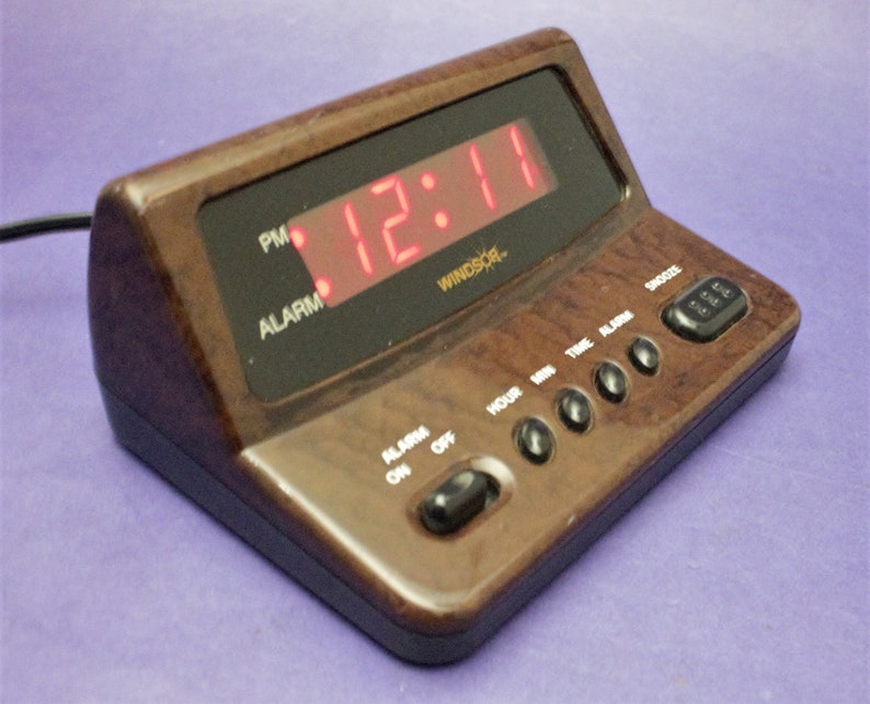 Vintage Digital Alarm Clock Simulated Burled Walnut Woodgrain - Etsy