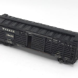 Vintage HO Scale Model Train Car Wabash Cattle Car Animal Transport ...