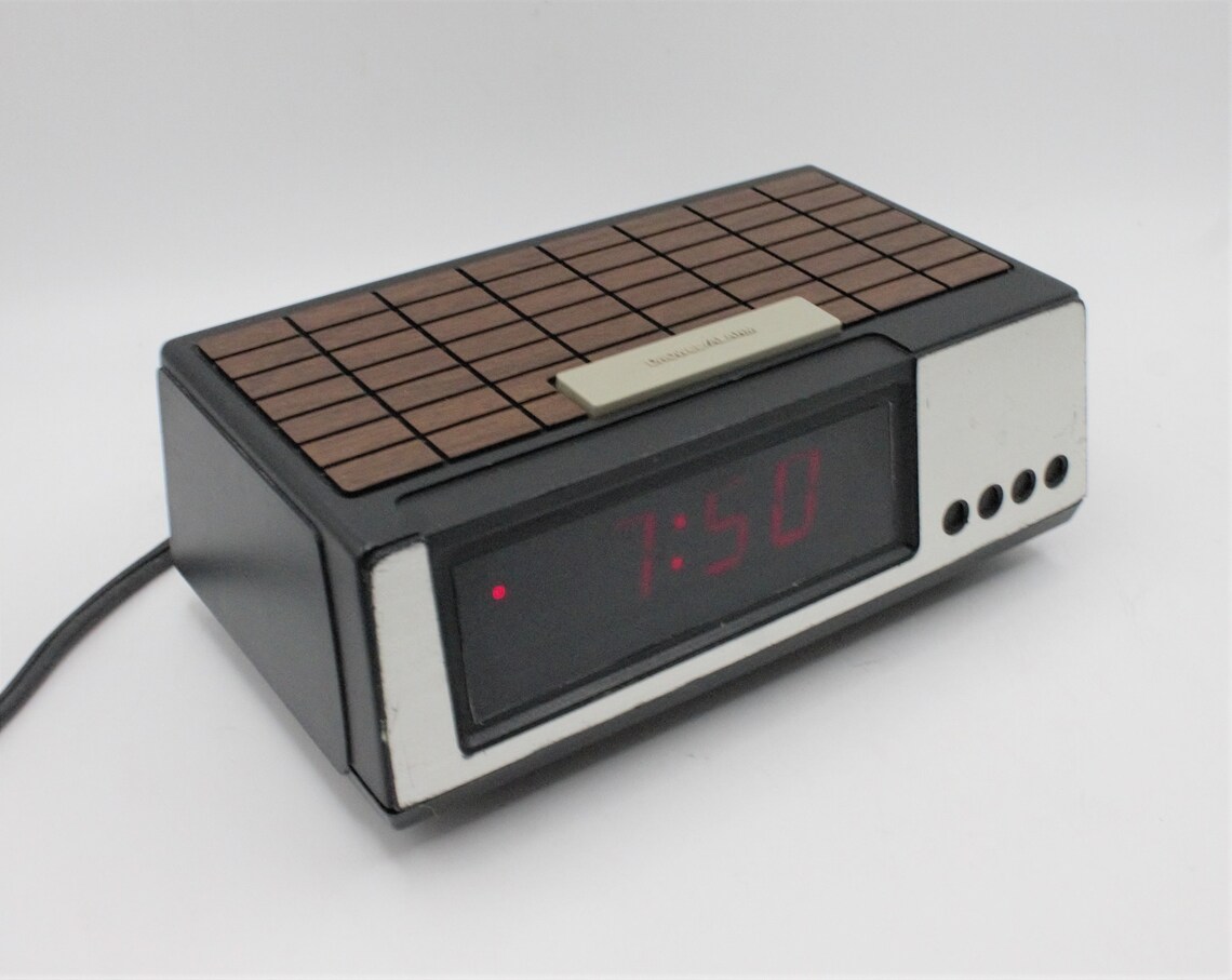 Vintage Digital Alarm Clock Red LED Light Time Display Woodgrain ...