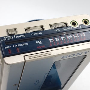 Vintage Sony Walkman F1 1980s Personal Stereo Cassette Tape Player FM ...