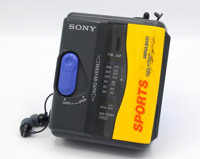 Vintage Sony Walkman Sports Stereo Cassette Tape Player Radio AM/FM ...
