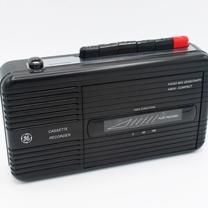 Vintage 1980s GE Audio Cassette Tape Recorder Player Built in ...