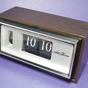 Vintage 70s Flip Clock Alarm Lighted Display Real Wood Case - Etsy