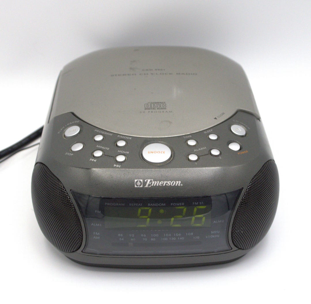 Vintage Stereo CD Player Digital Alarm Clock Am/fm Radio Green LED ...