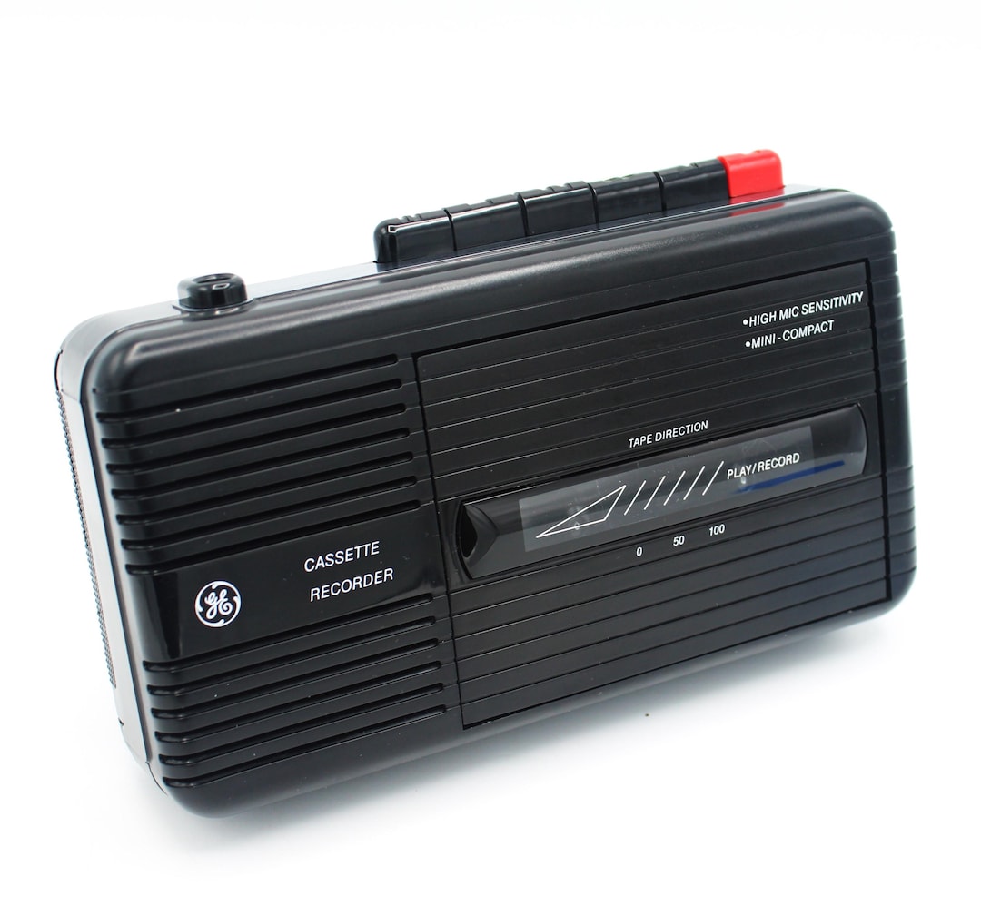 Vintage 1980s GE Audio Cassette Tape Recorder Player Built in ...