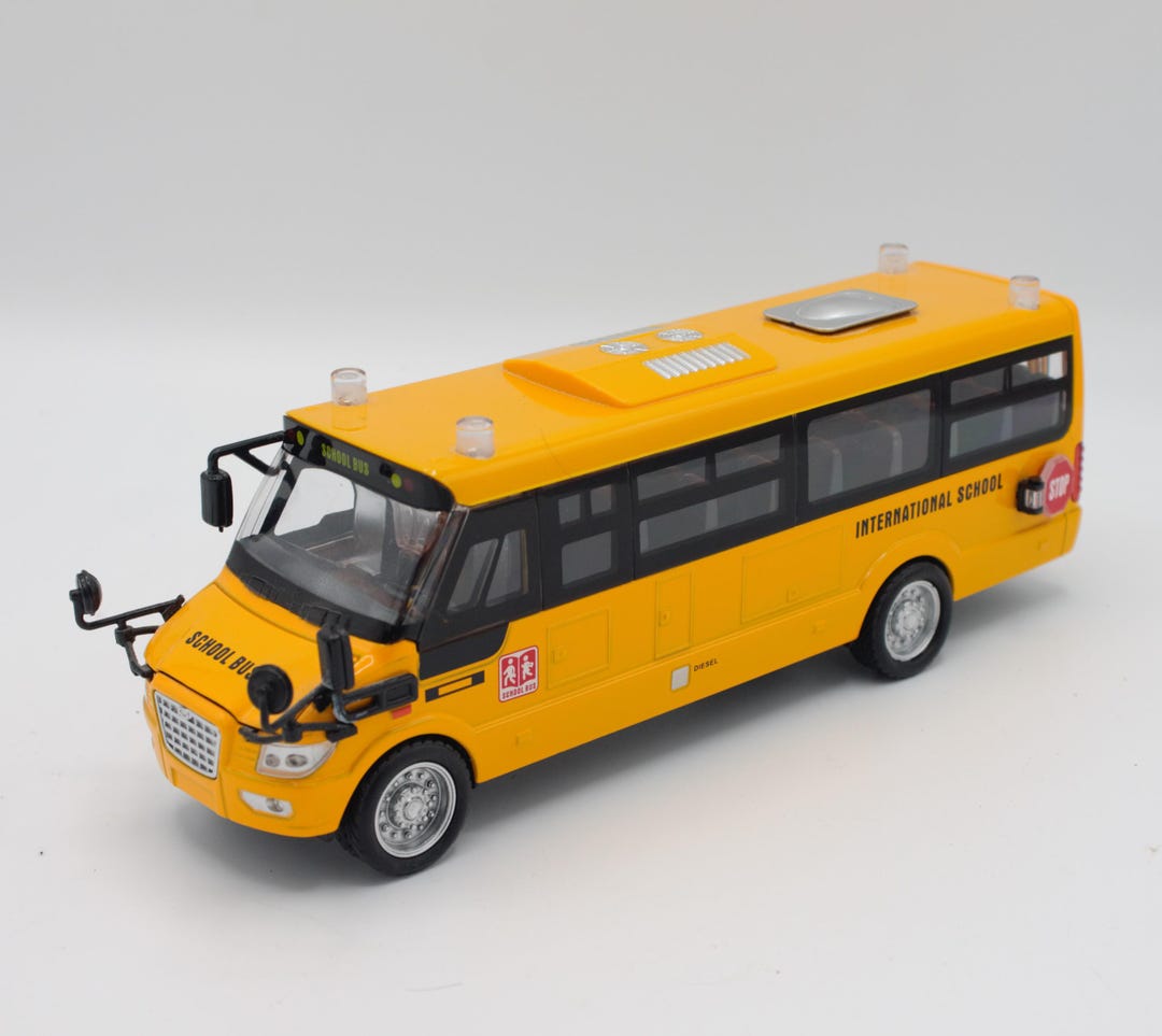 Vintage International School Bus Die Cast Metal Miniature Replica Model ...