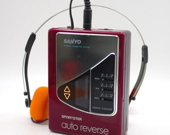 Vintage 1980s Sony Walkman Personal Stereo Cassette Tape Player Silver ...