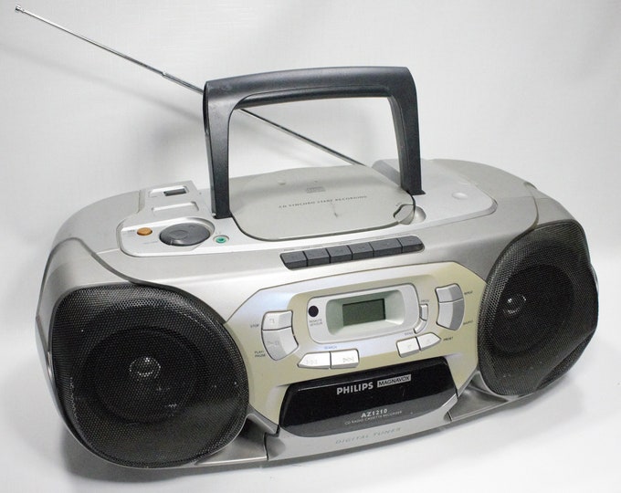 Vintage Boombox CD Cassette Tape Player Recorder Portable Stereo AM-FM Radio Dynamic Bass Boost ...