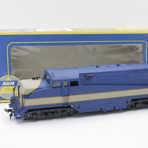 Vintage HO Scale Electric Train Miniature Model Train Engine Motorized ...