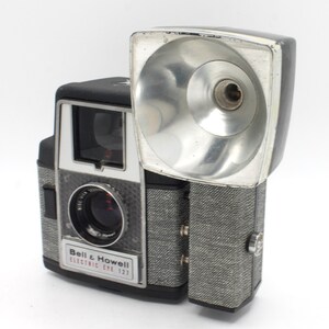 Vintage 1950s Bell & Howell Camera Electric Eye 127 With Detachable ...