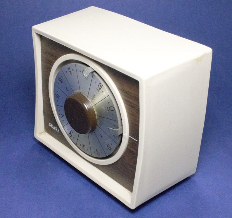 Vintage Timer 24 Hour Electrical Outlet Lamp Light Timer Sears - Etsy